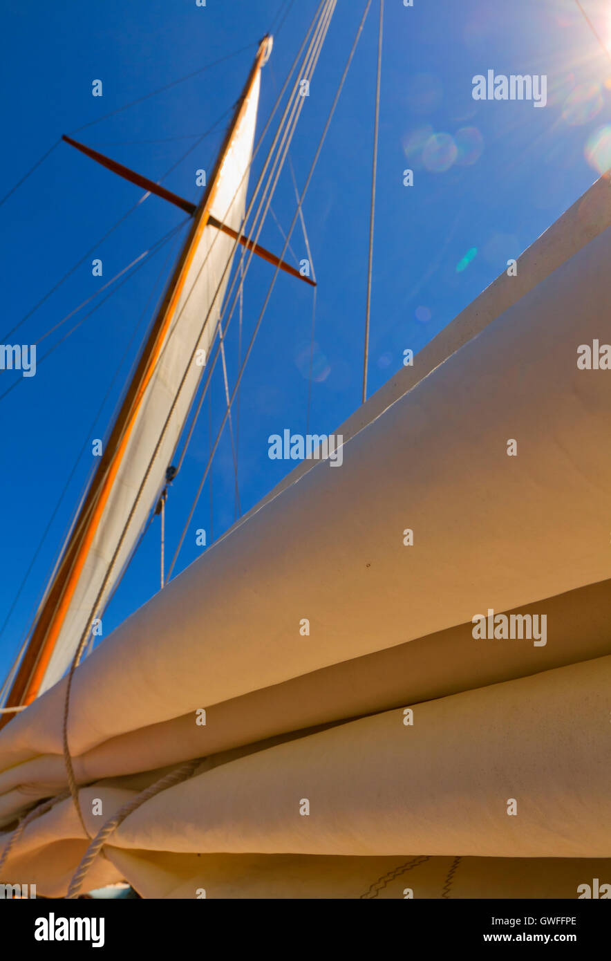 Views of the mast, sails and rigging on the private sail yacht Stock ...