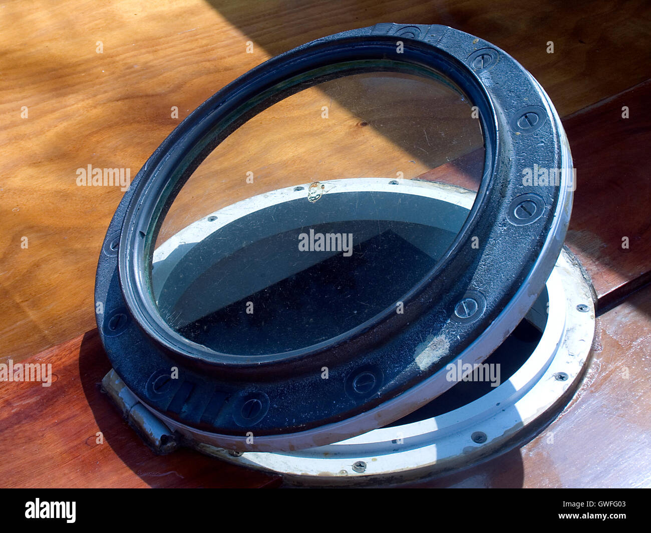 Brass port hole hi-res stock photography and images - Alamy