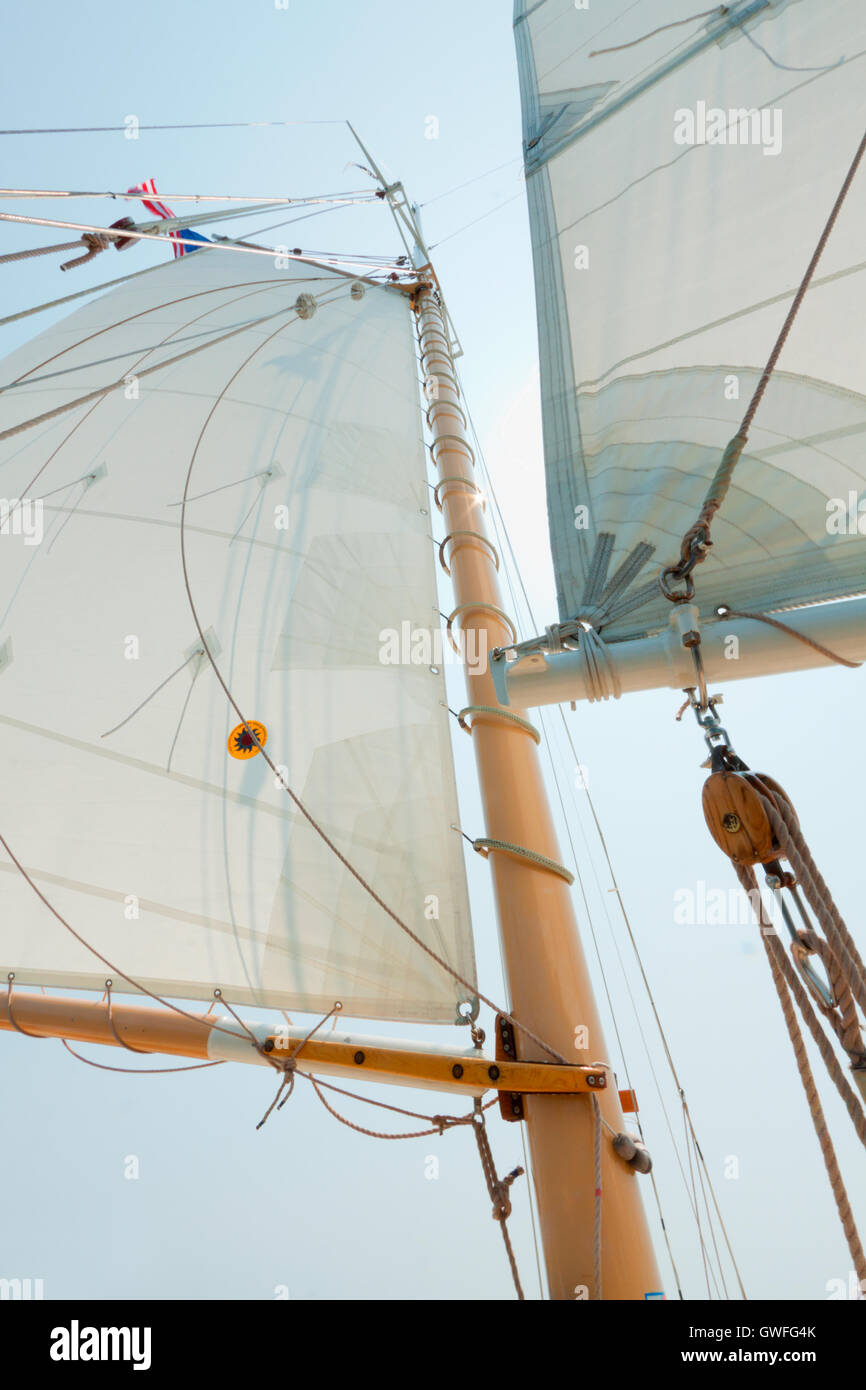 Views of the mast, sails and rigging on the private sail yacht Stock ...