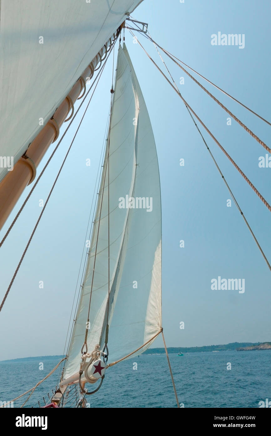 Views of the mast, sails and rigging on the private sail yacht Stock Photo - Alamy
