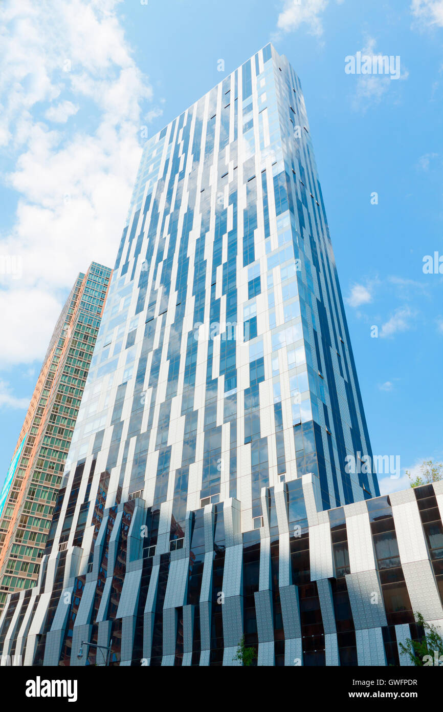 Modern building in downtown Brooklyn, New York City Stock Photo - Alamy