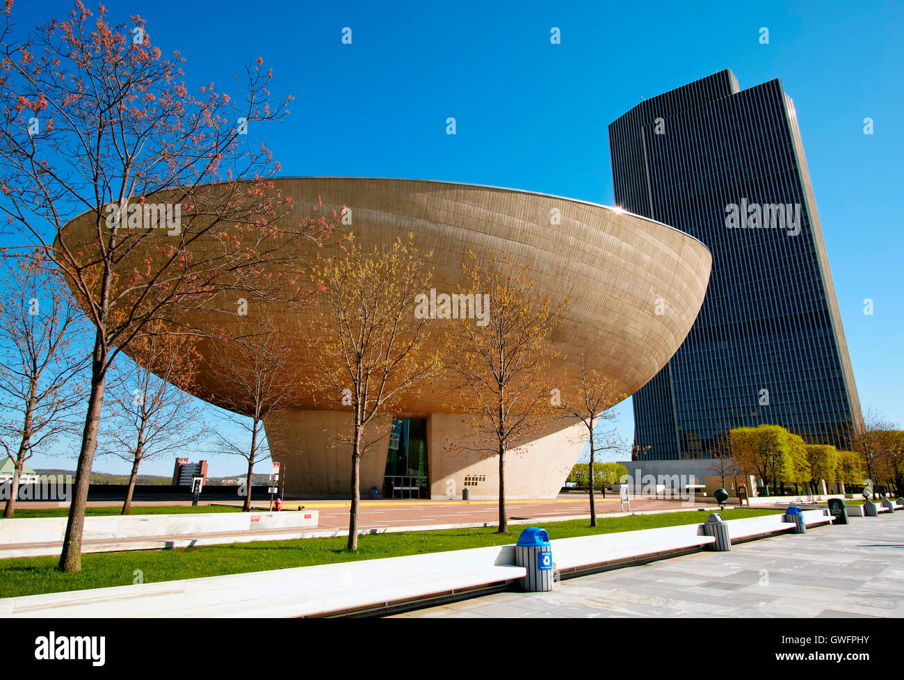 Street view of Albany, Capital of New York State Stock Photo - Alamy