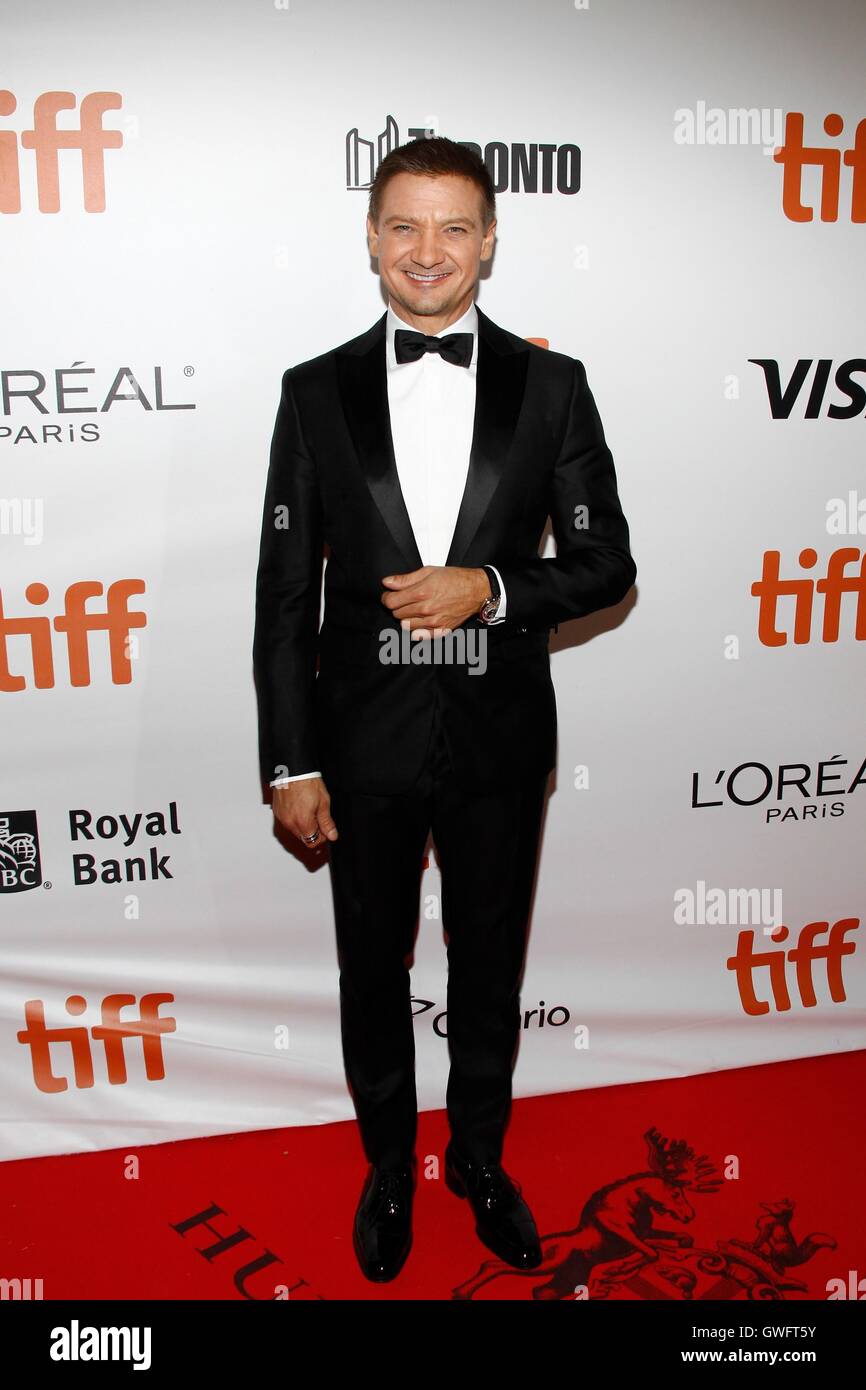 Toronto, ON. 12th Sep, 2016. Jeremy Renner at arrivals for ARRIVAL ...