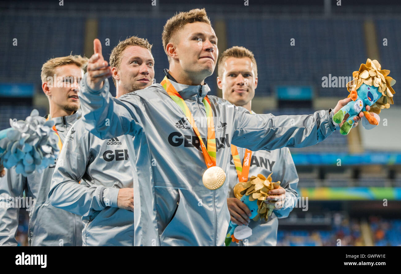 Rio de Janeiro, Brazil. 12th September, 2016. Felix Streng (front ...