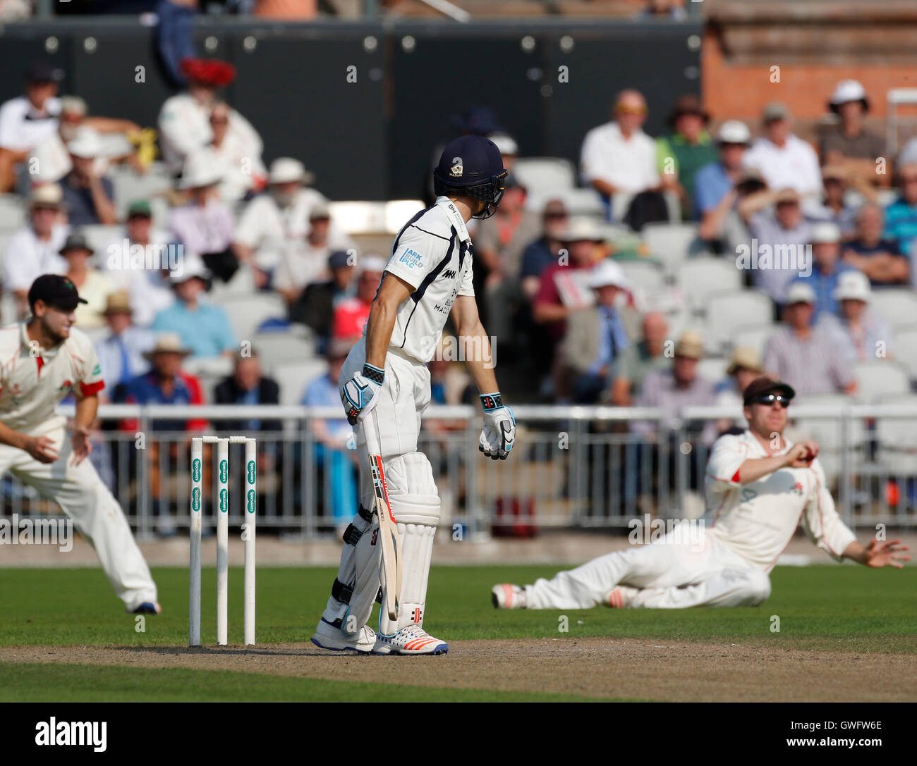 John Simpson Cricket High Resolution Stock Photography and Images - Alamy