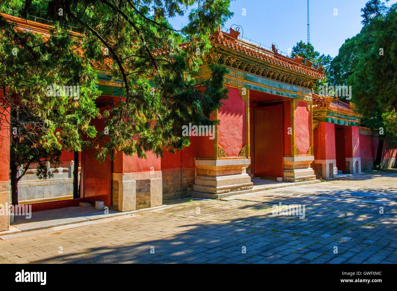 Thirteen tombs of the ming dynasty hi-res stock photography and images ...