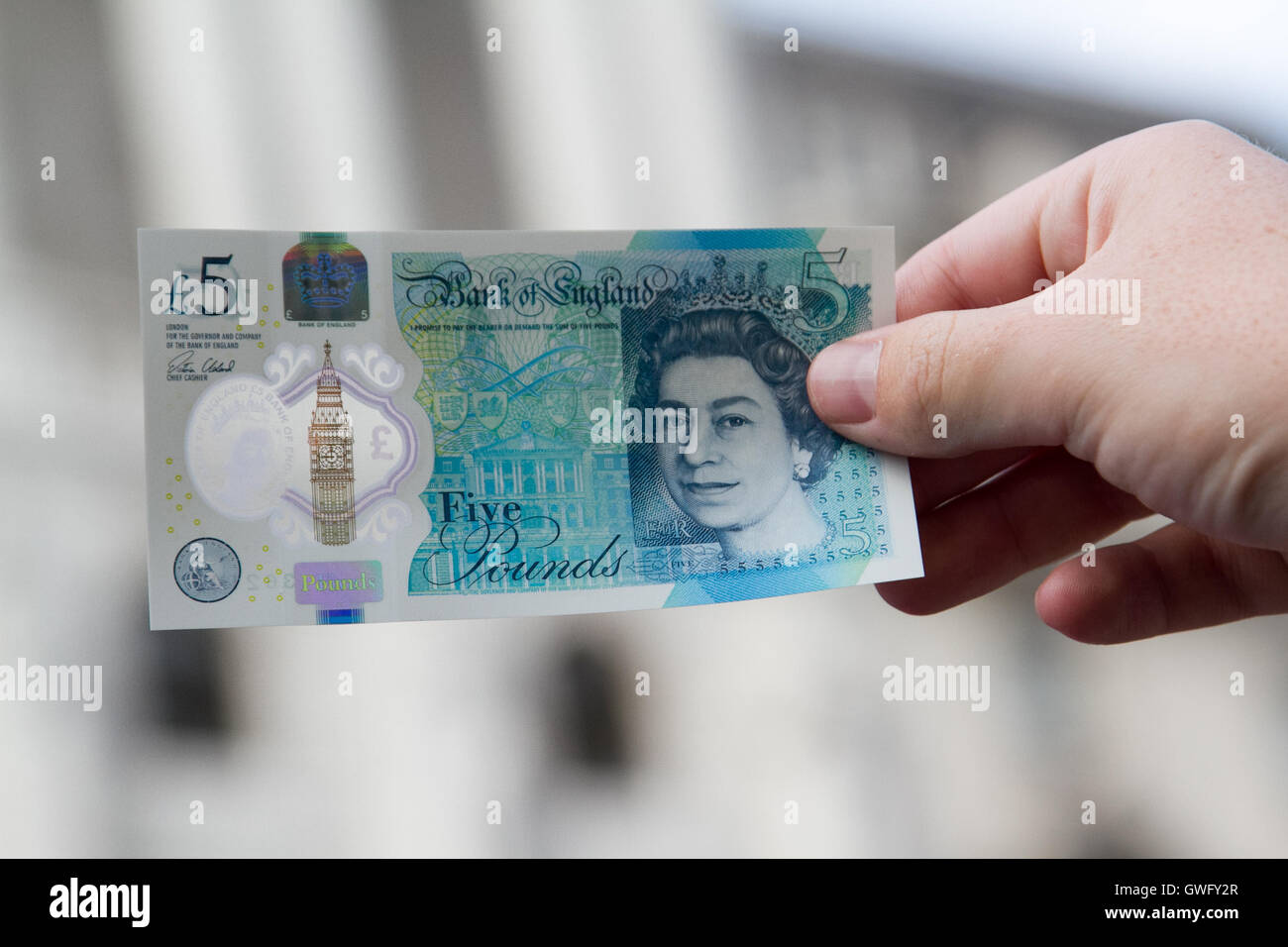 London UK. 13th September 2016. The new polymer five pound note with ...