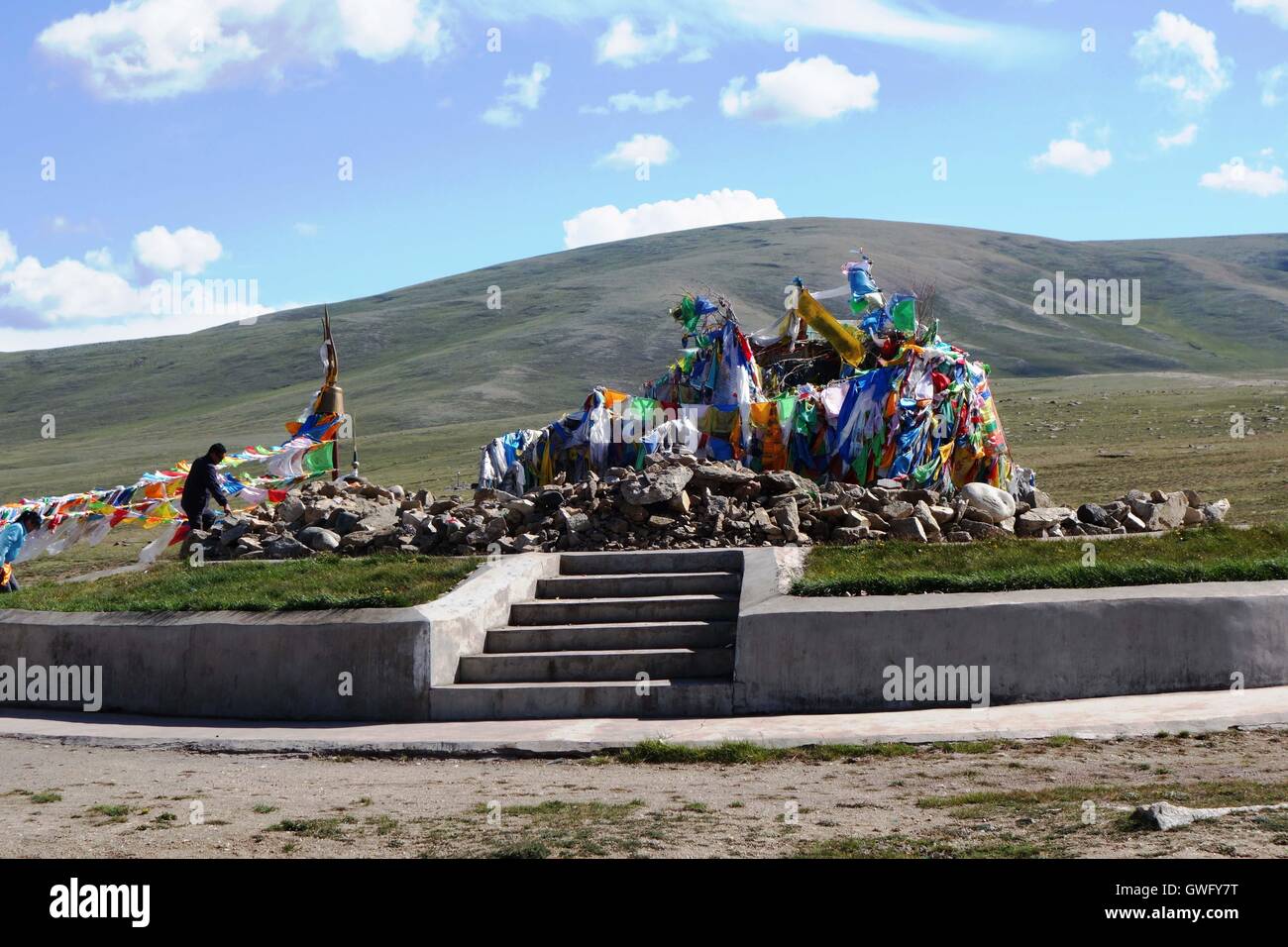 Spring xinjiang grassland hi-res stock photography and images - Alamy