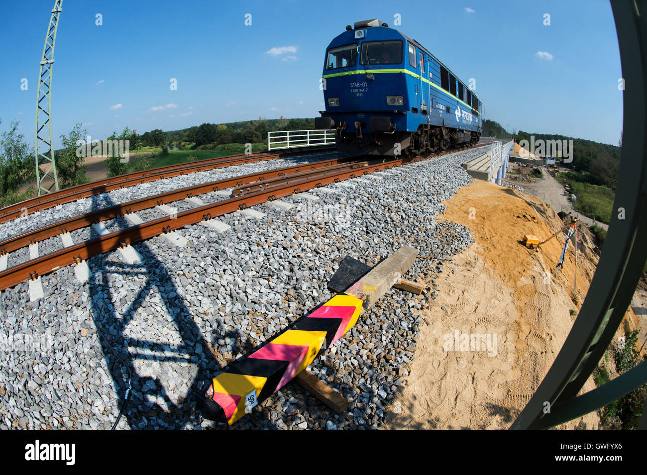 A Polish freight train carries out a loaded test run over the new Neue ...
