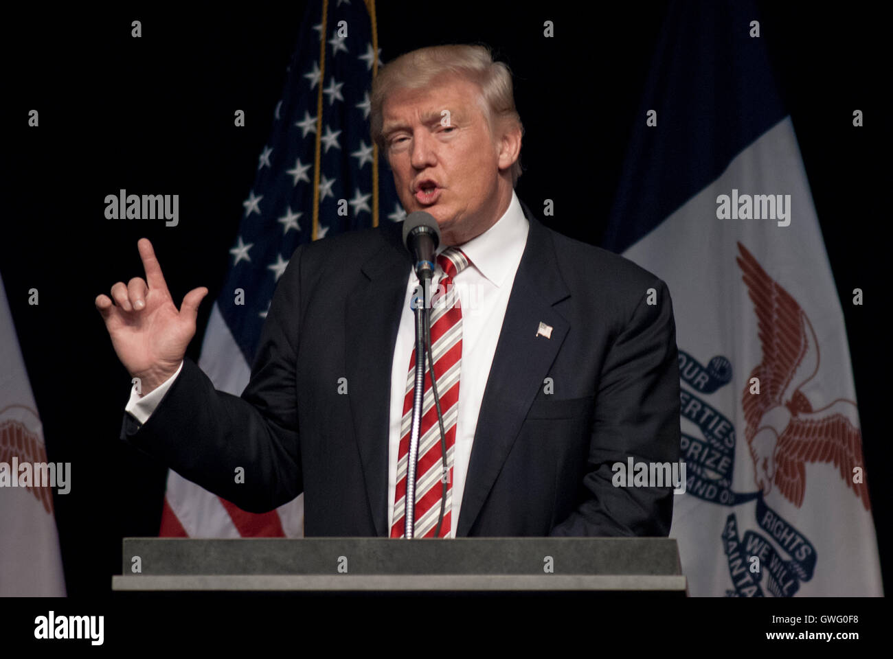 Presidential stump speech hi-res stock photography and images - Alamy