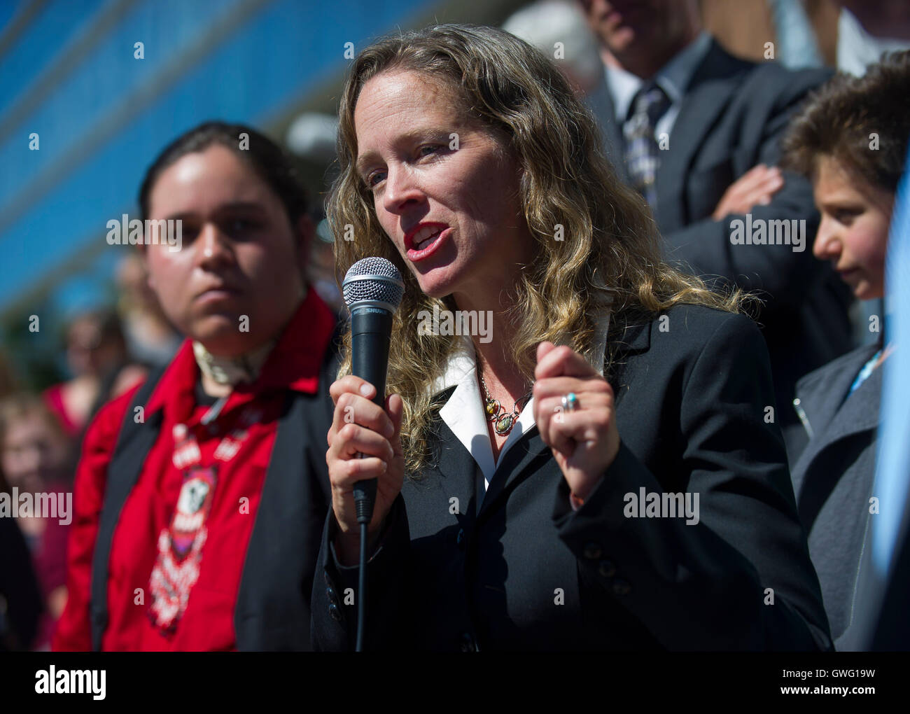 Eugene, Oregon, USA. 13th Sep, 2016. Lead attorney JULIA OLSON speaks ...