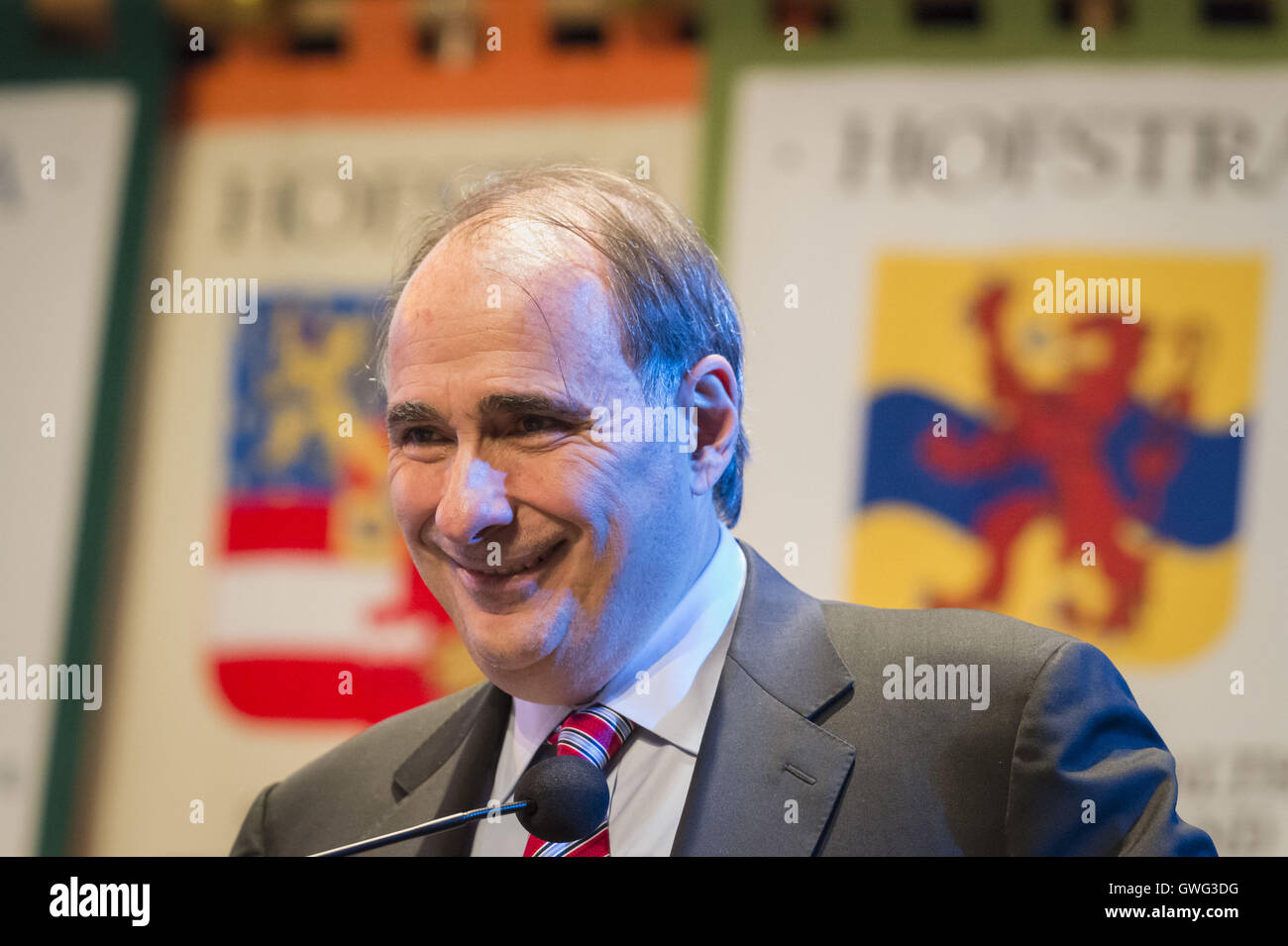 Political commentators on cnn hi-res stock photography and images - Alamy