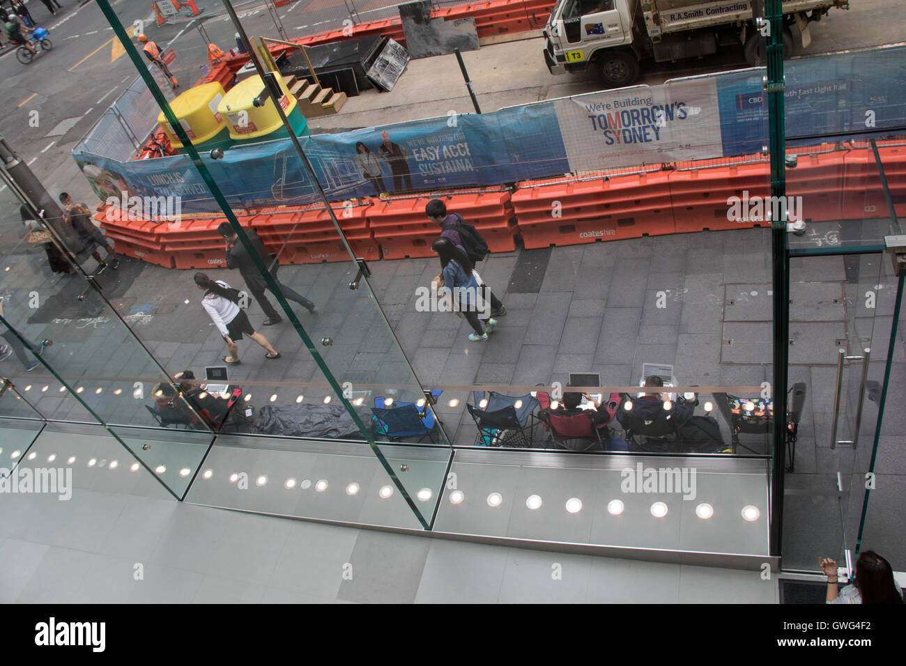 Sydney, Australia. 14th Sep, 2016. People start queuing outside the ...