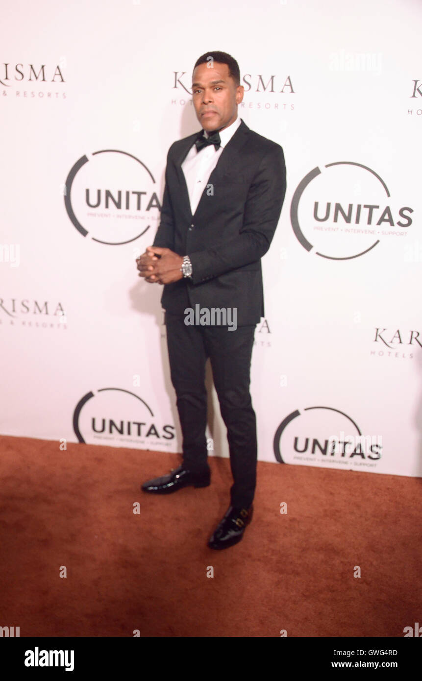 Maxwell singer hi-res stock photography and images - Alamy