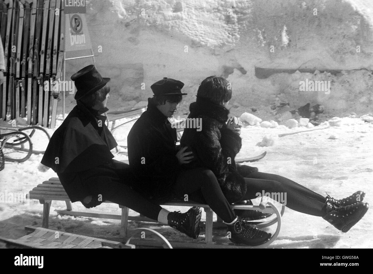 Beatles film help hi-res stock photography and images - Alamy