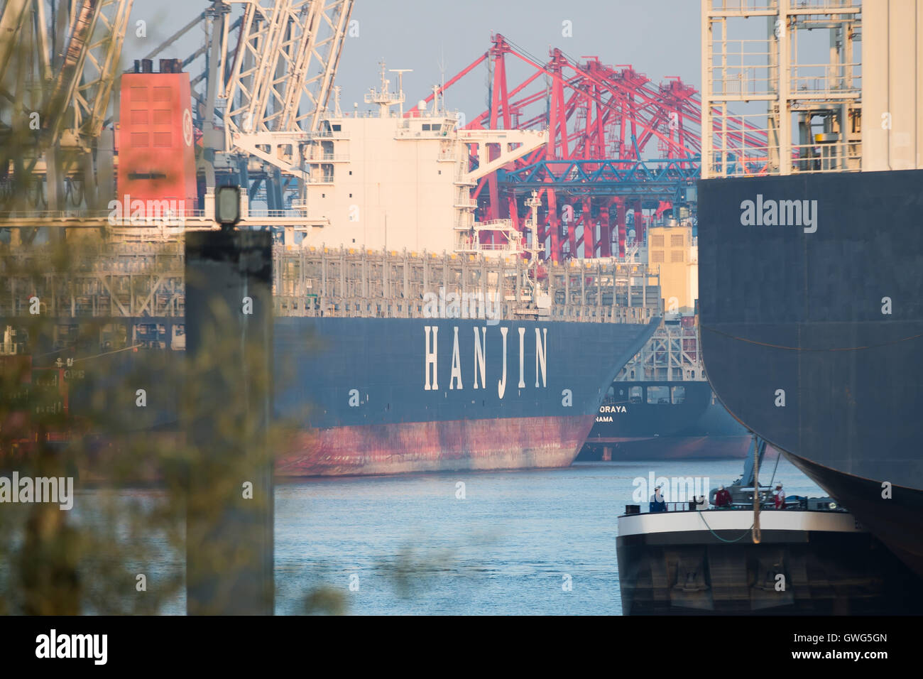 Hanjin shipping company hi-res stock photography and images - Alamy