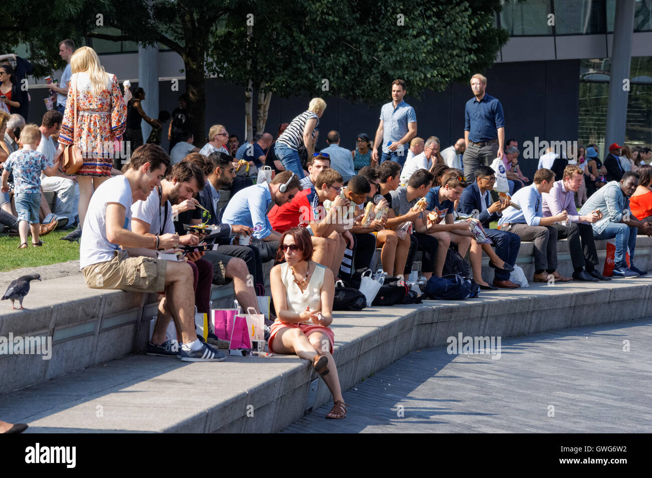 People enjoy warm weather next hi-res stock photography and images - Alamy