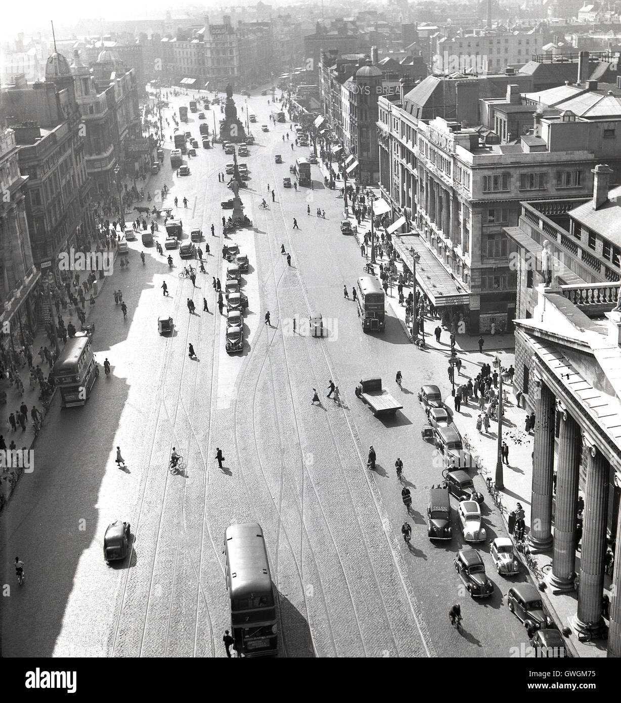 O'connell street dublin 1950s hi-res stock photography and images - Alamy