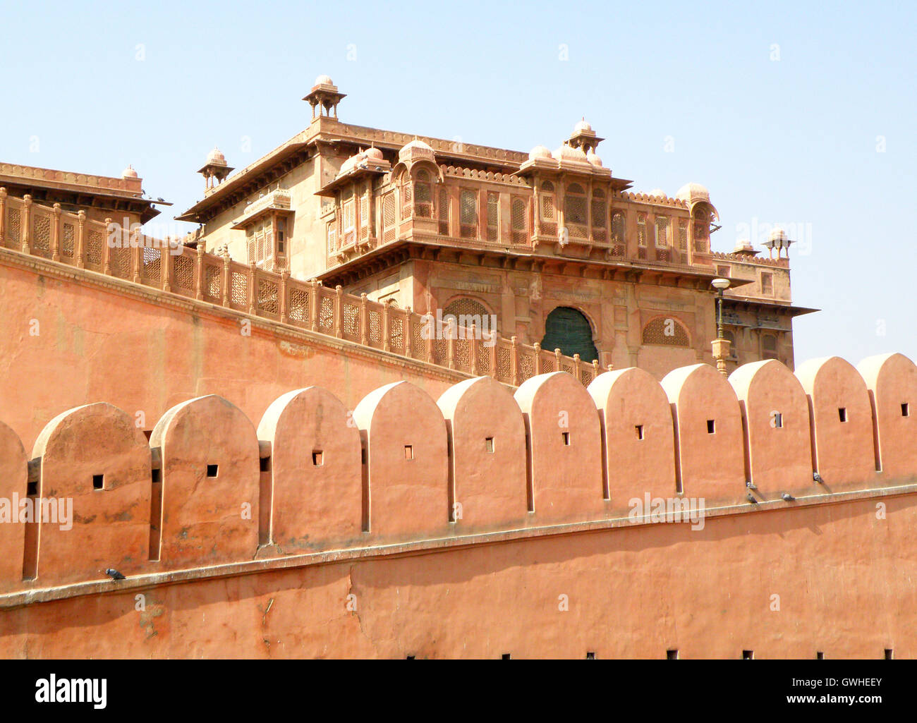 City wall of jaipur hi-res stock photography and images - Alamy