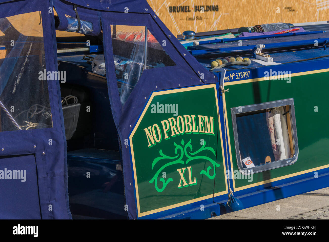 Canal boat mooring sign hi-res stock photography and images - Alamy