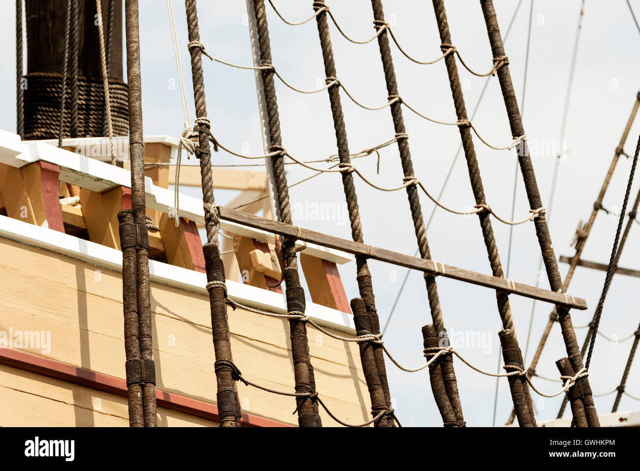 Rigging on the ancient tall ship Stock Photo - Alamy