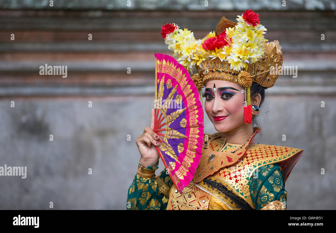 Balinese Dancer High Resolution Stock Photography and Images - Alamy