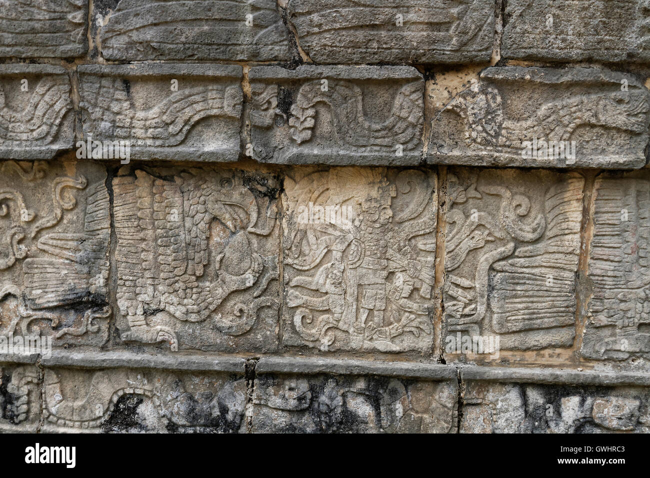 Scenic views of Chichen Itza Maya ruins on Yukatan Peninsula, Mexico ...