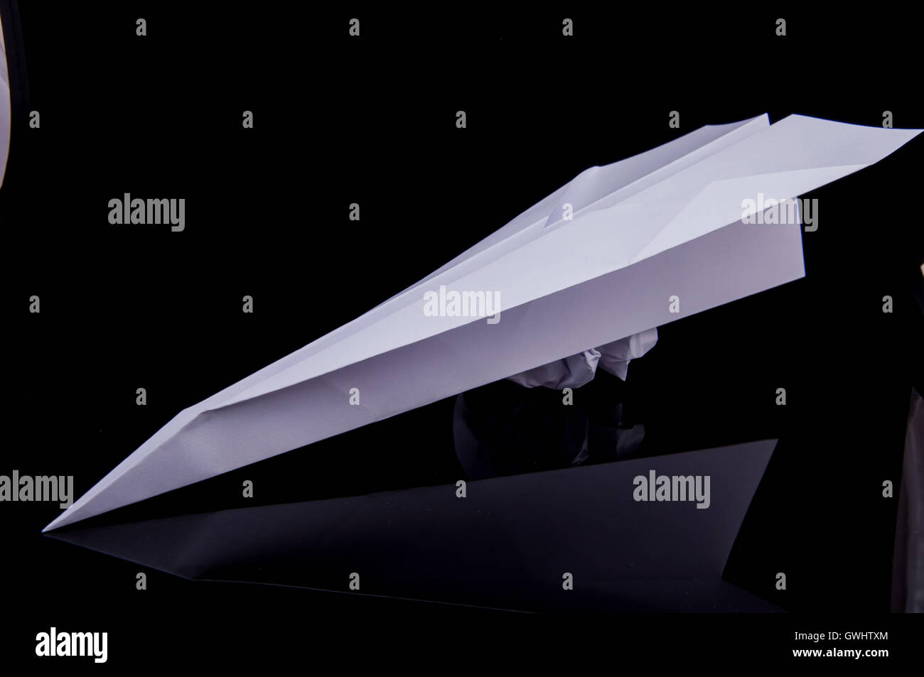 View origami white paper hi-res stock photography and images - Alamy