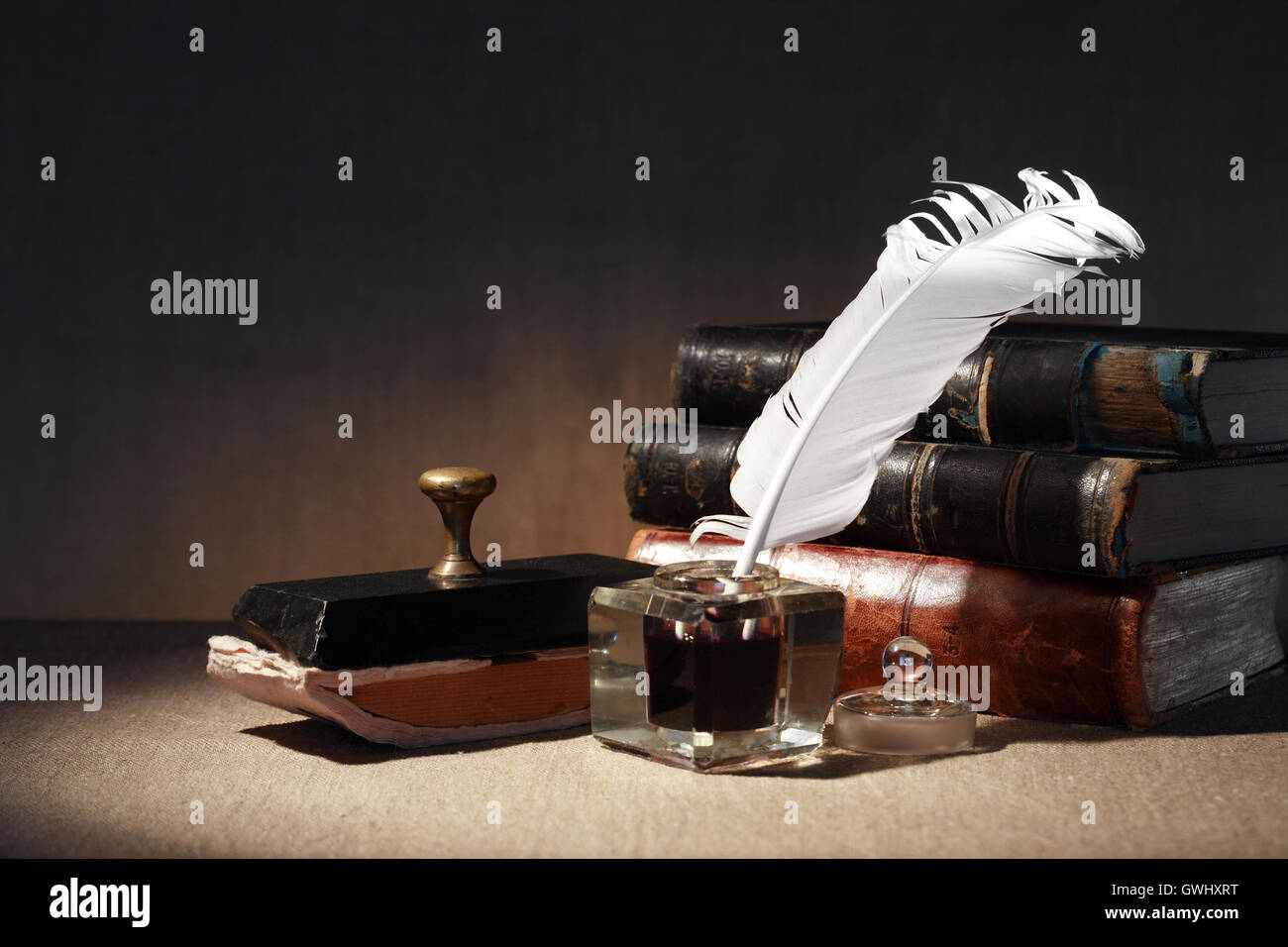 Literature symbol hi-res stock photography and images - Alamy