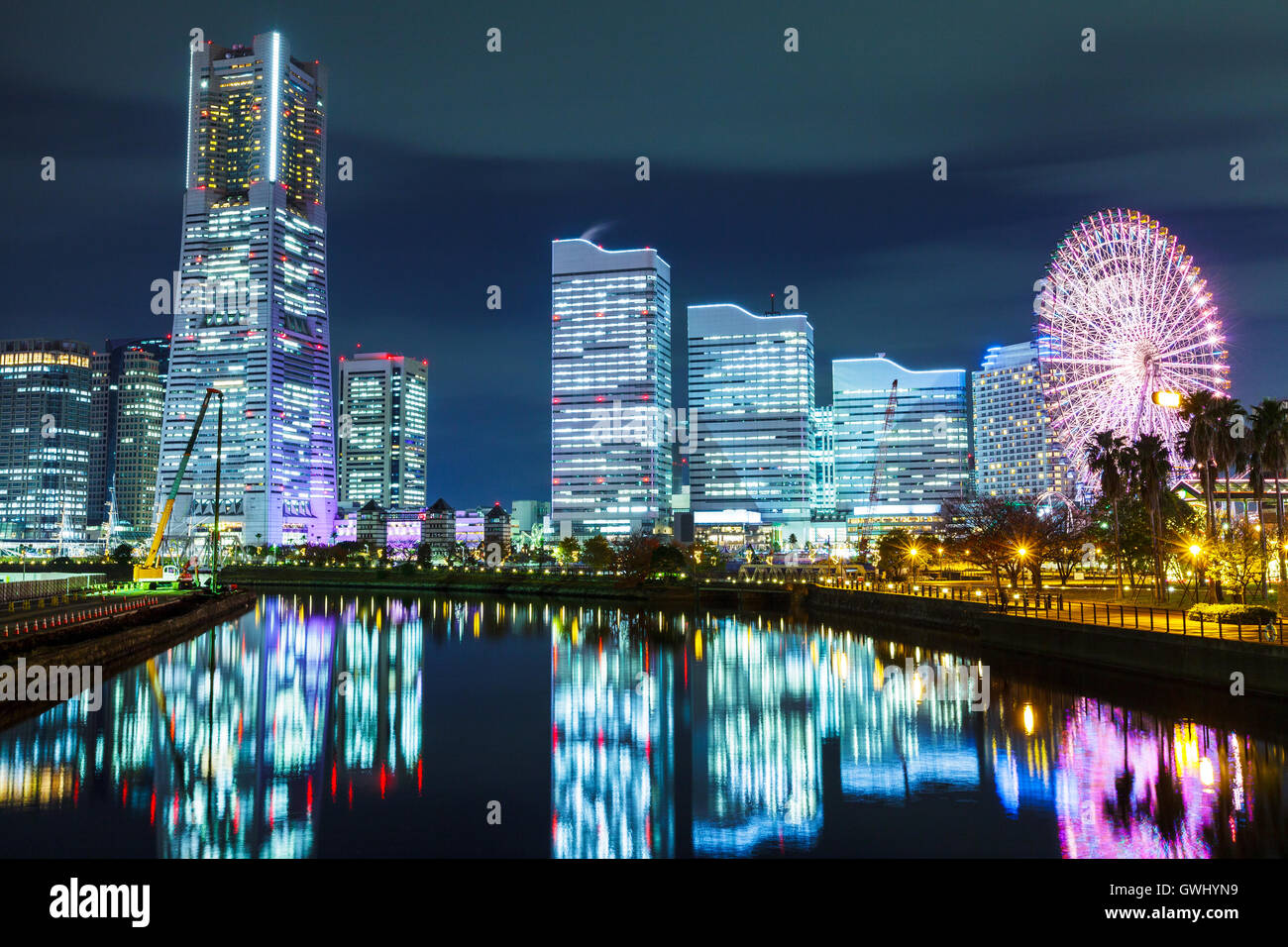 Yokohama skyline at night Stock Photo - Alamy