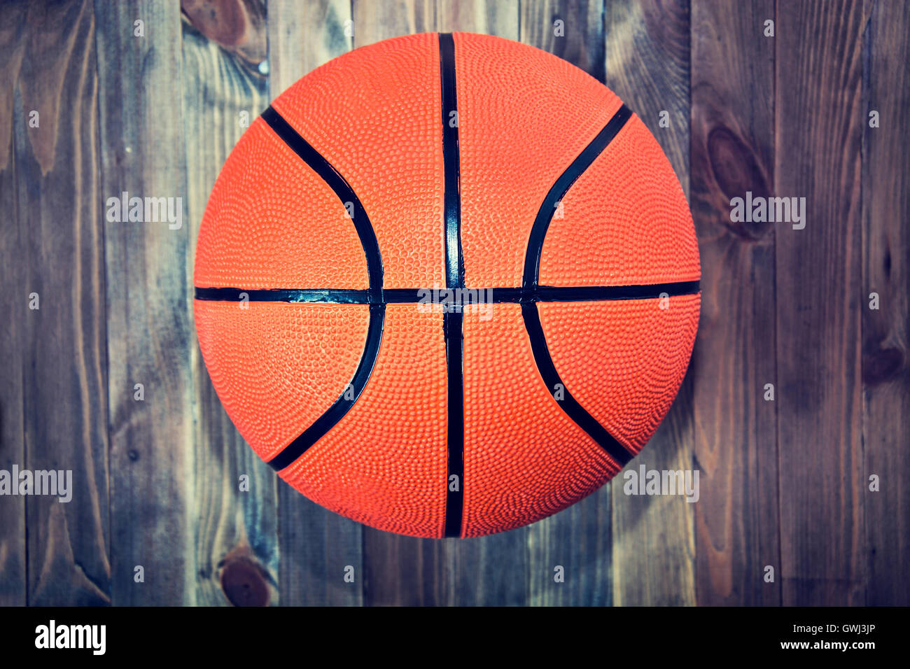Basketball hoop vintage retro hi-res stock photography and images - Alamy