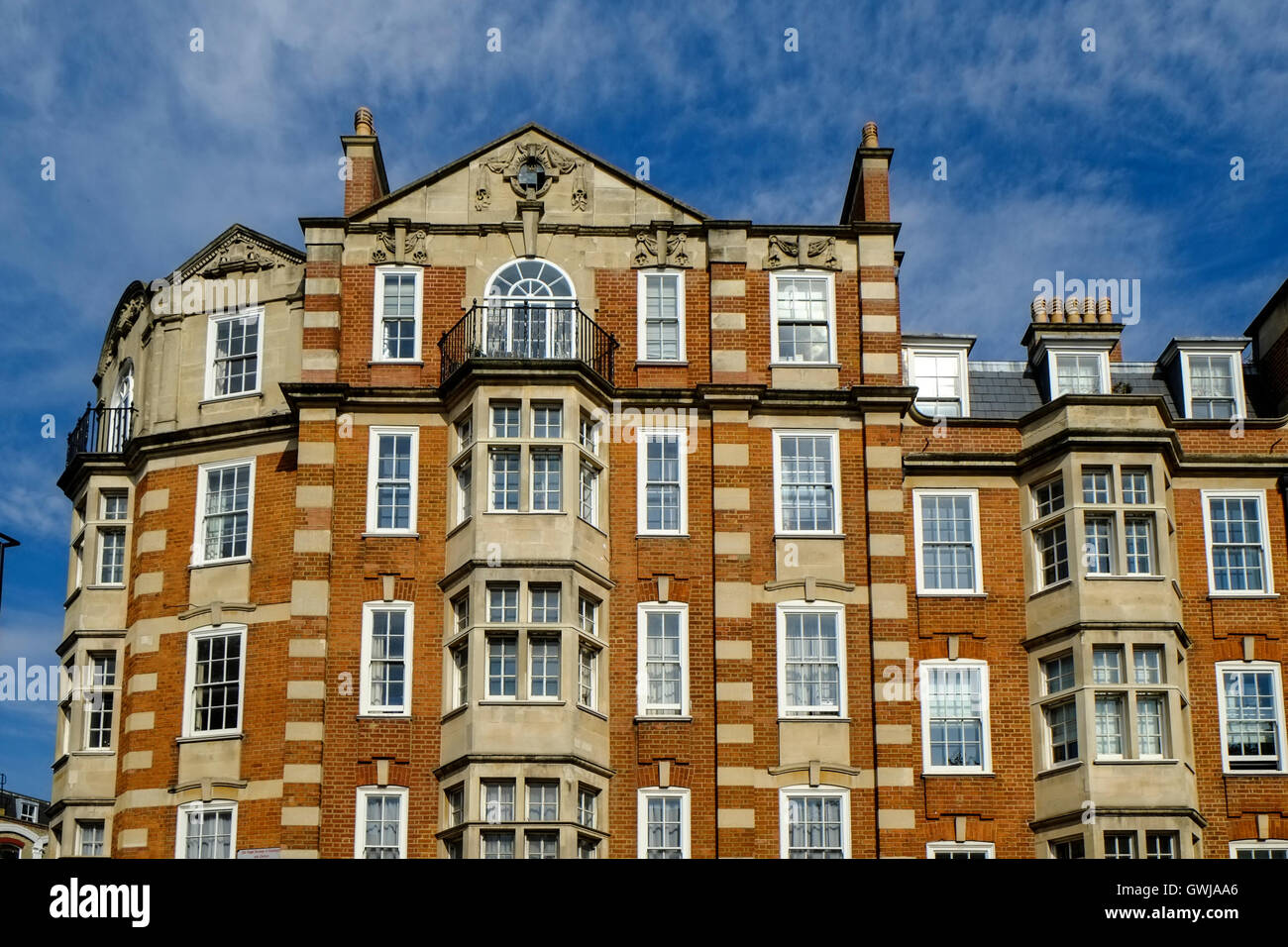 London Mansion Flats Stock Photo - Alamy