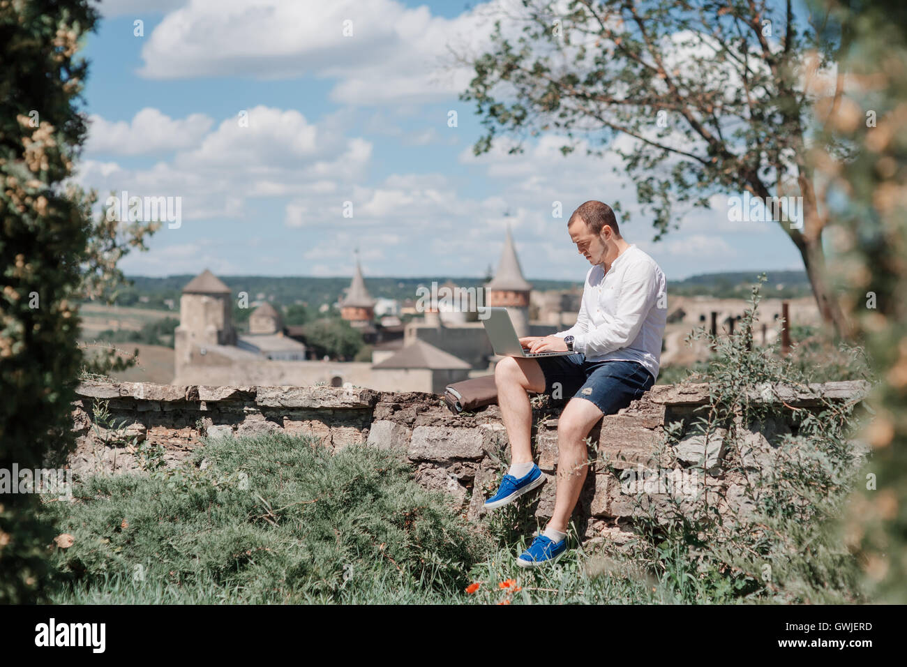 Male sited hi-res stock photography and images - Alamy