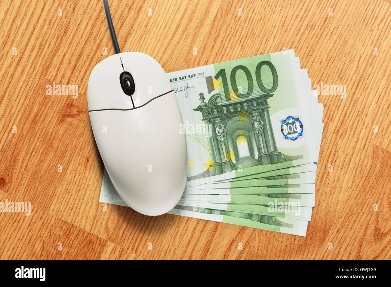 Money computer mouse hi-res stock photography and images - Alamy