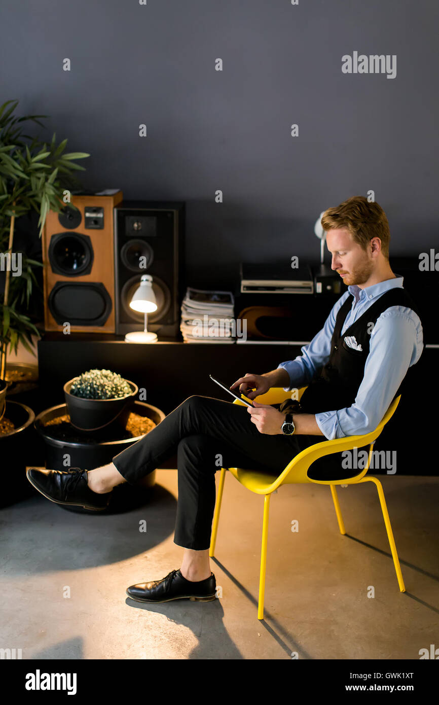 Relaxed atmosphere hi-res stock photography and images - Alamy