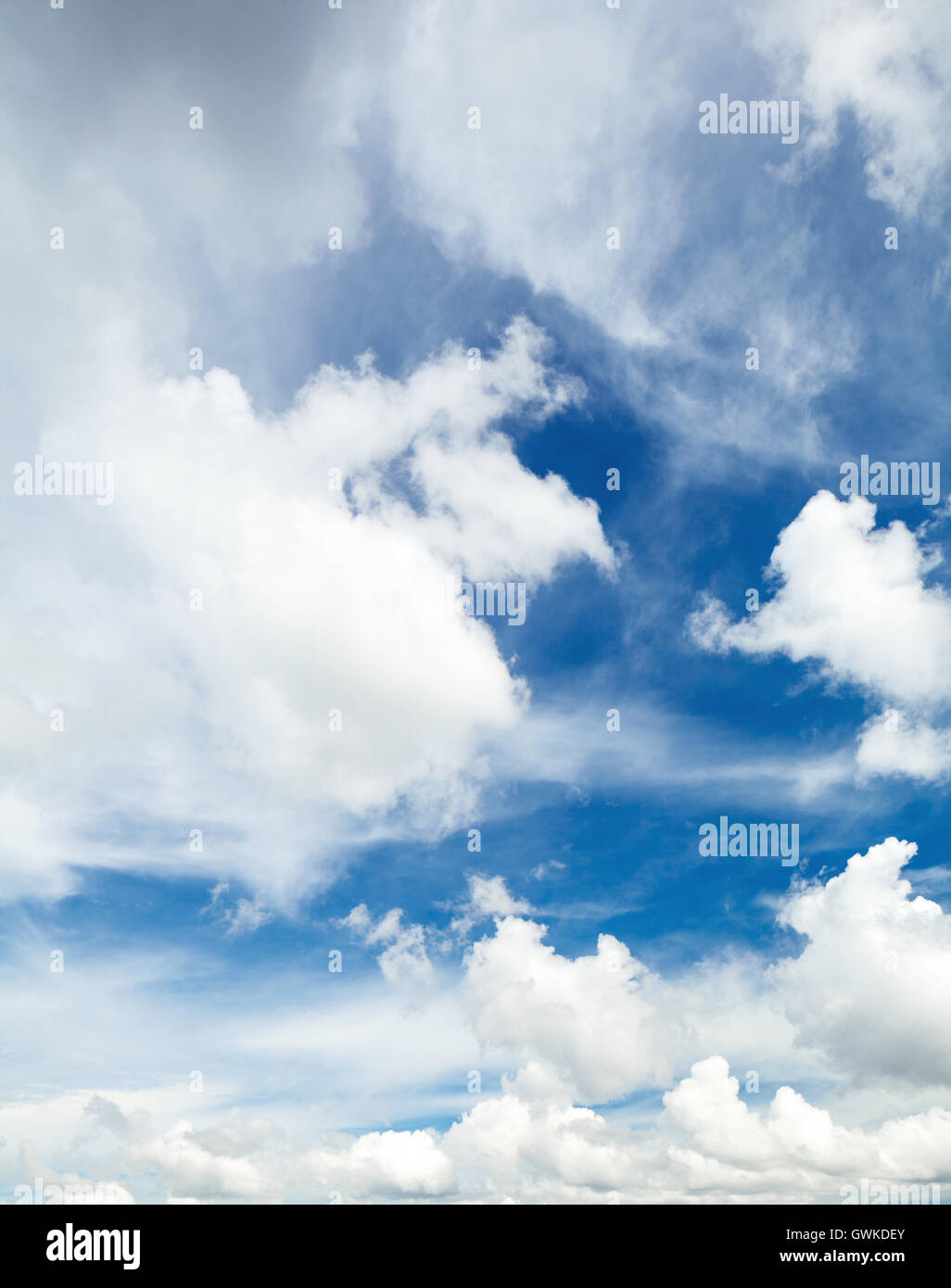 Sunny day cloudscape Stock Photo - Alamy