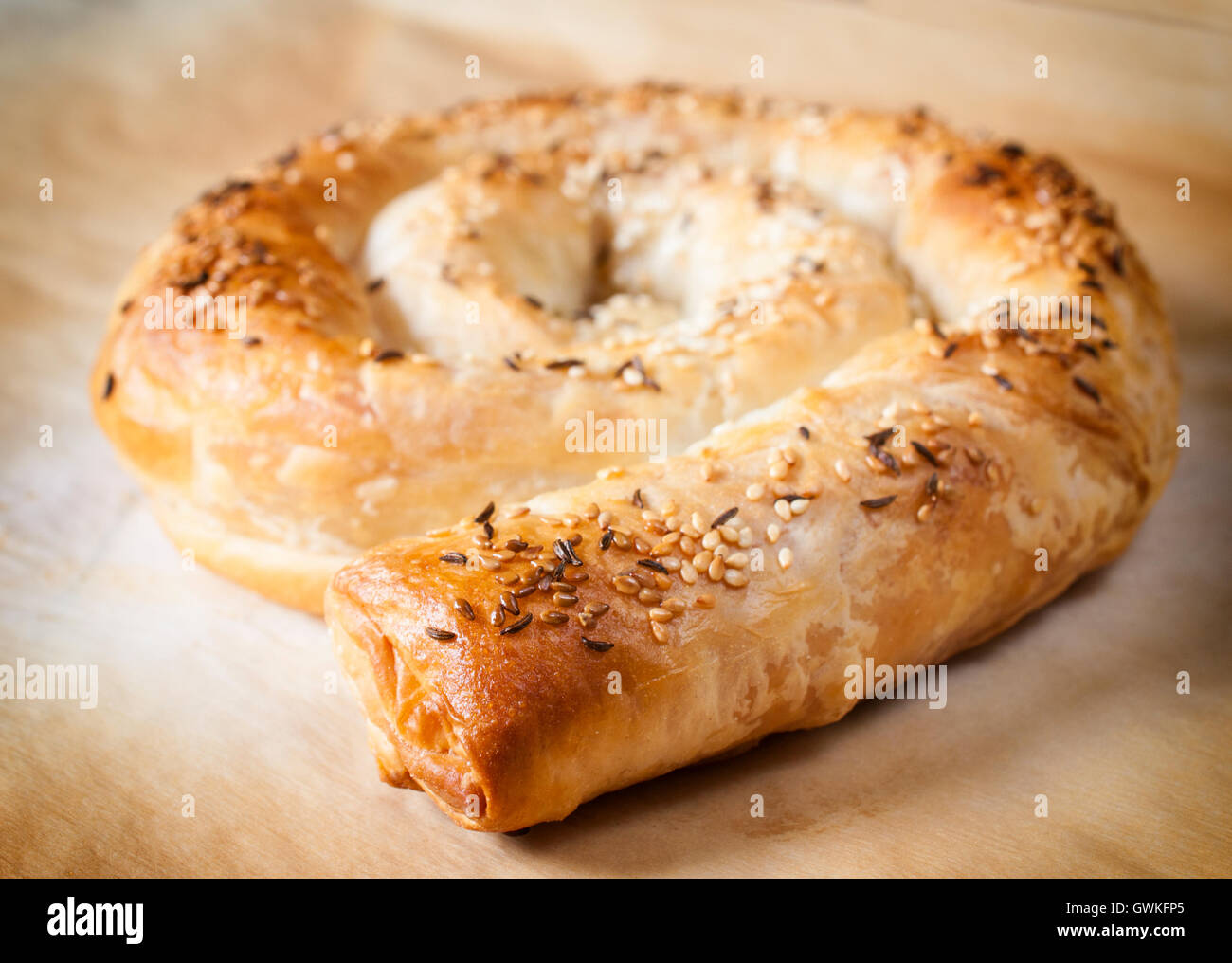Pie dorado hi-res stock photography and images - Alamy