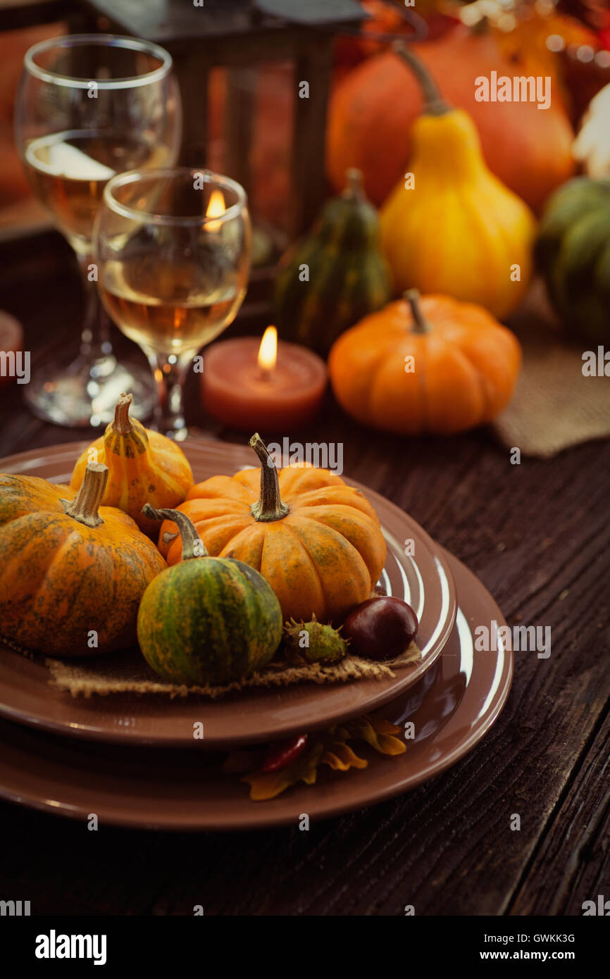 Restaurant autumn place setting Stock Photo - Alamy