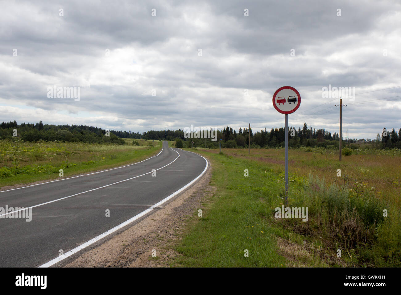 Overtaking prohibited road sign hi-res stock photography and images - Alamy