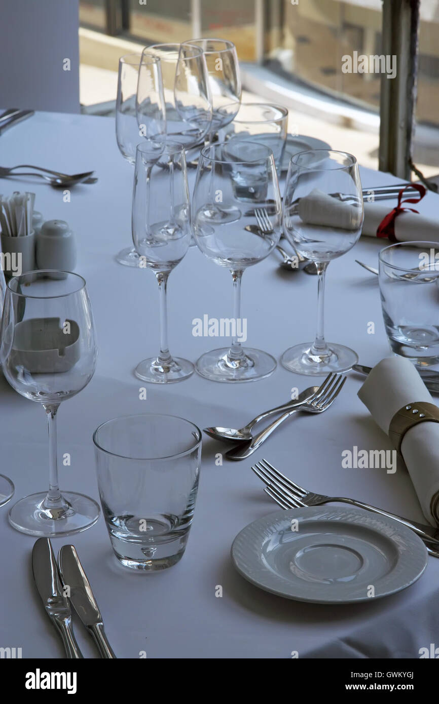 Restaurant table. Set restaurant table Stock Photo - Alamy