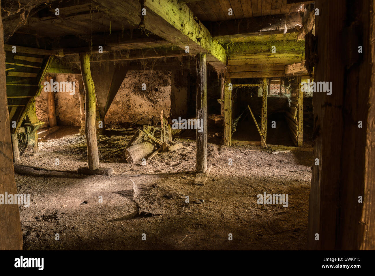 Inside creepy old castle hi-res stock photography and images - Alamy