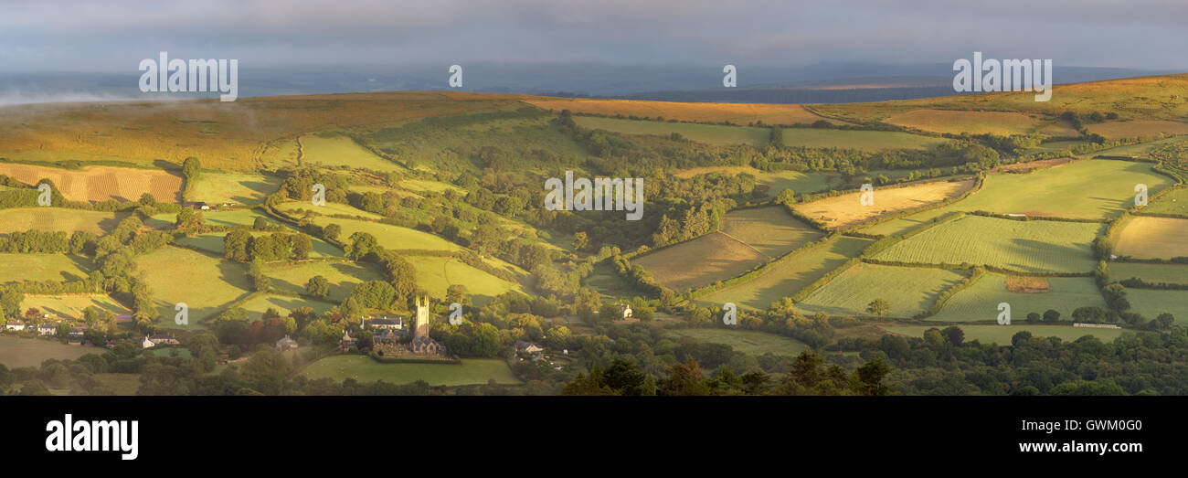 widecombe in the moor panoramic Stock Photo - Alamy