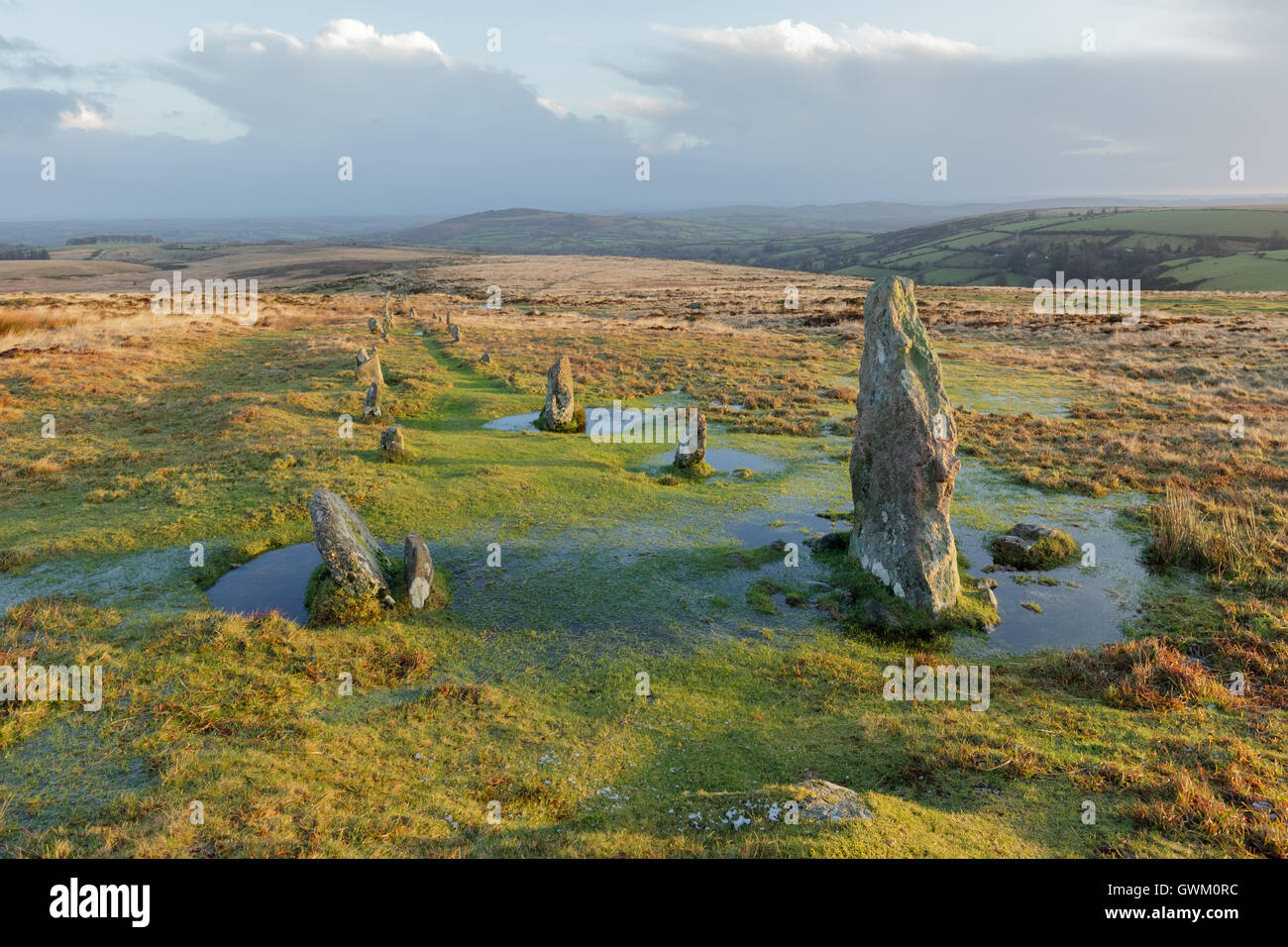 hurston ridge stone row, dartmoor Stock Photo - Alamy
