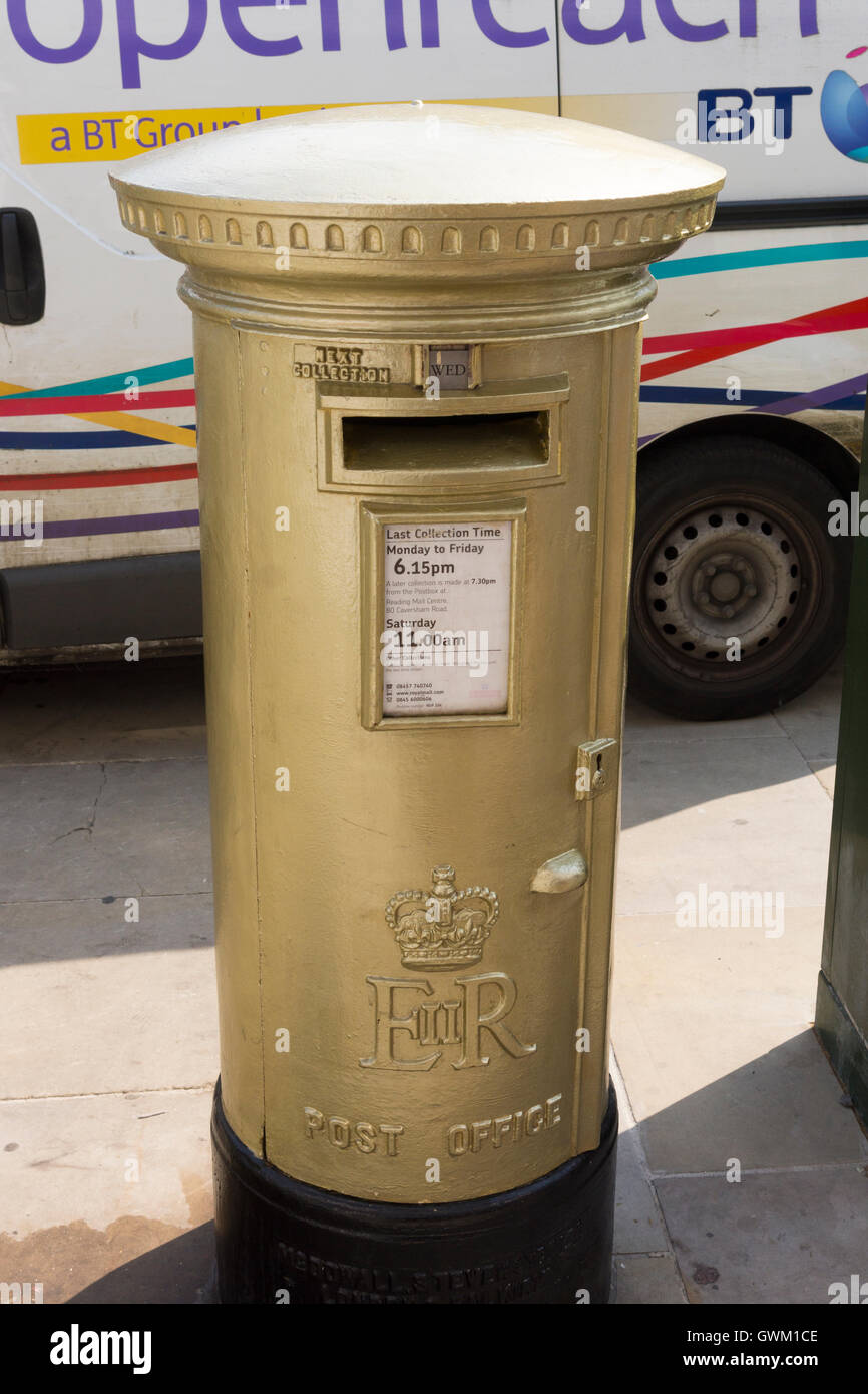 The Royal Mail has painted a postbox gold in Henley-on-Thames in ...