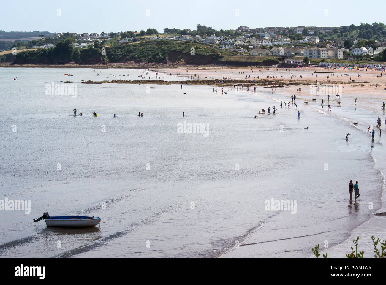 Goodrington Sands beach busy with holidaymakers on a summers day Stock ...