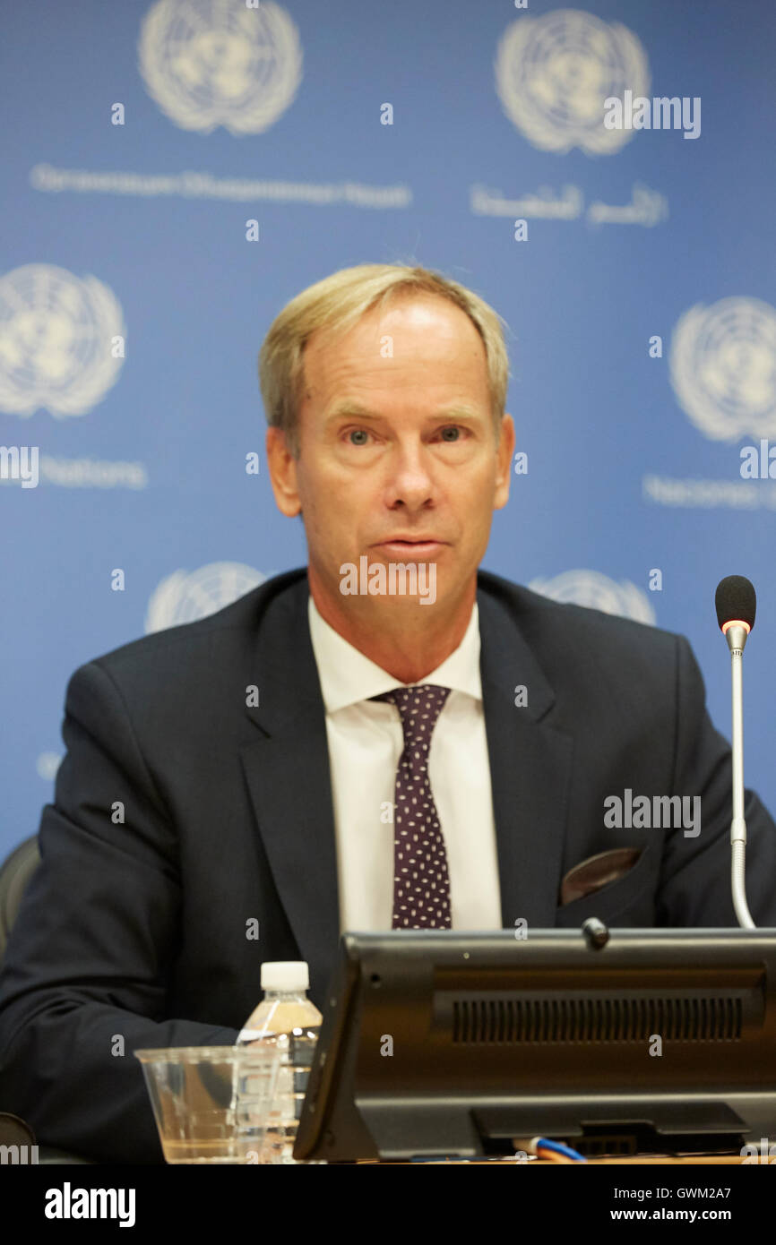 Ambassador mark j hi-res stock photography and images - Alamy