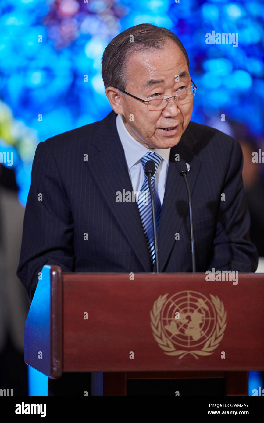 Mark j sullivan united nations hi-res stock photography and images - Alamy