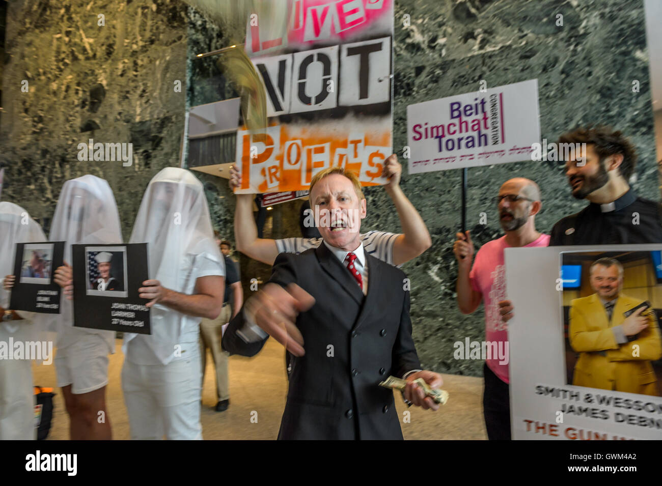 Nyc pa james hi-res stock photography and images - Alamy