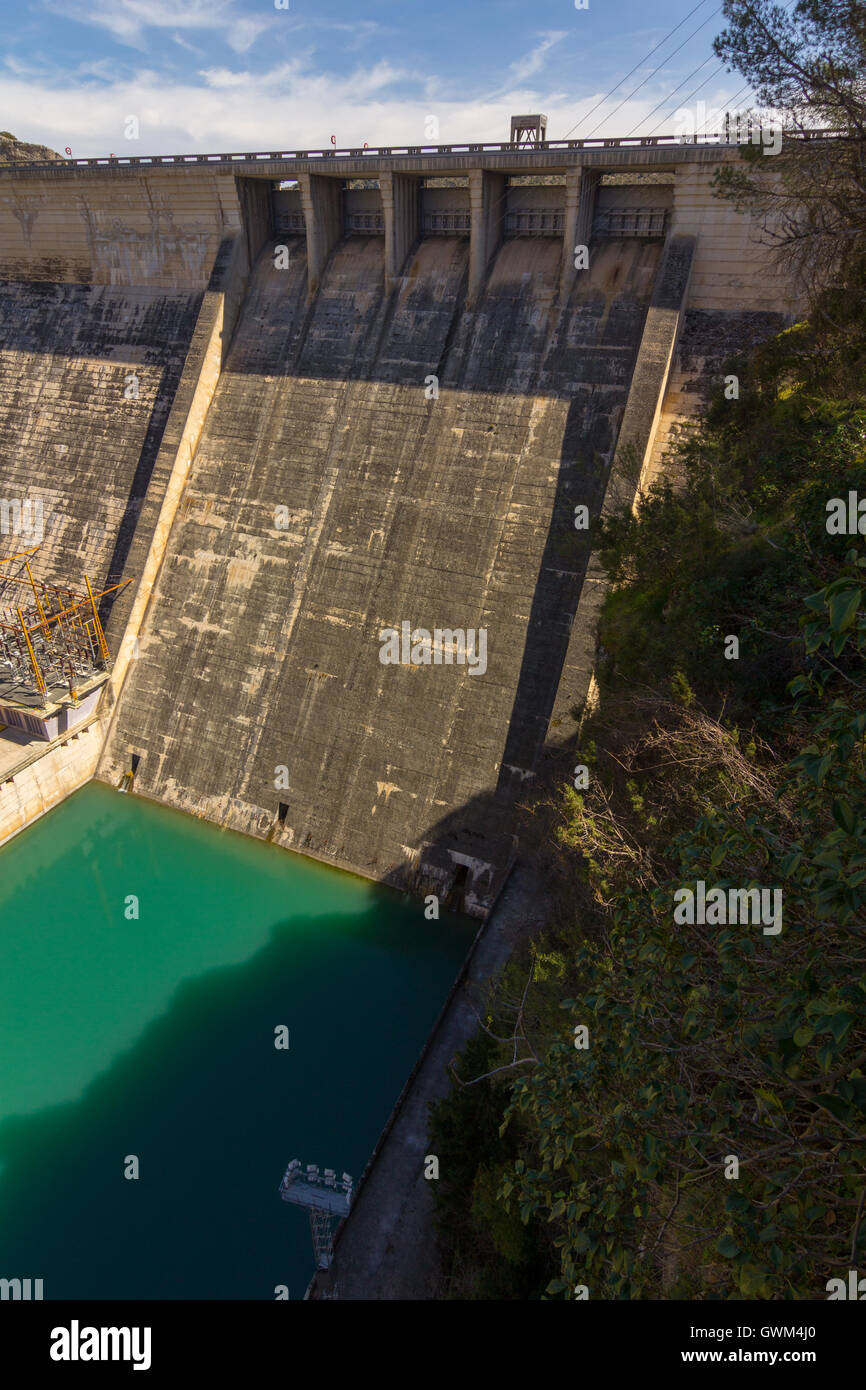 Power generation dam in hi-res stock photography and images - Alamy