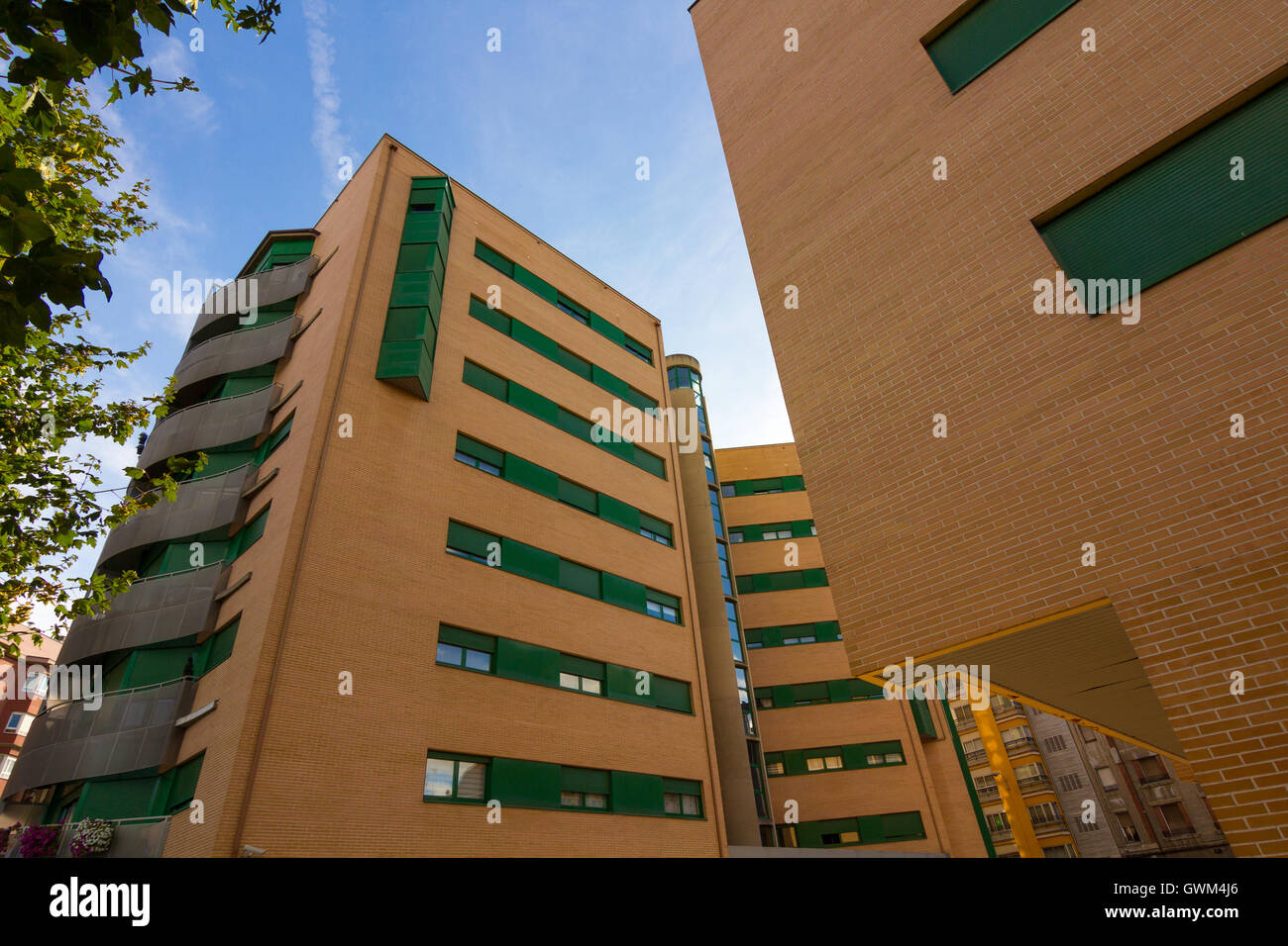 Big modern city hi-res stock photography and images - Alamy